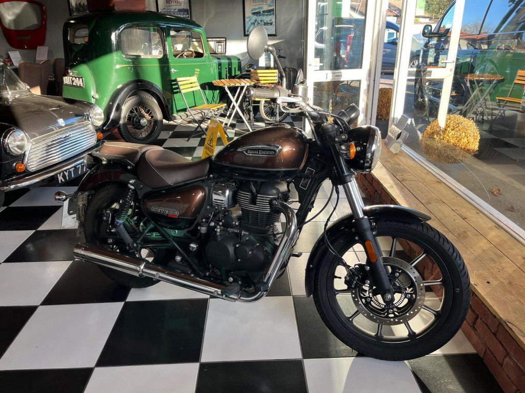 Used ROYAL ENFIELD METEOR 350 2022 Brown for sale - £2590 in Gwent ...